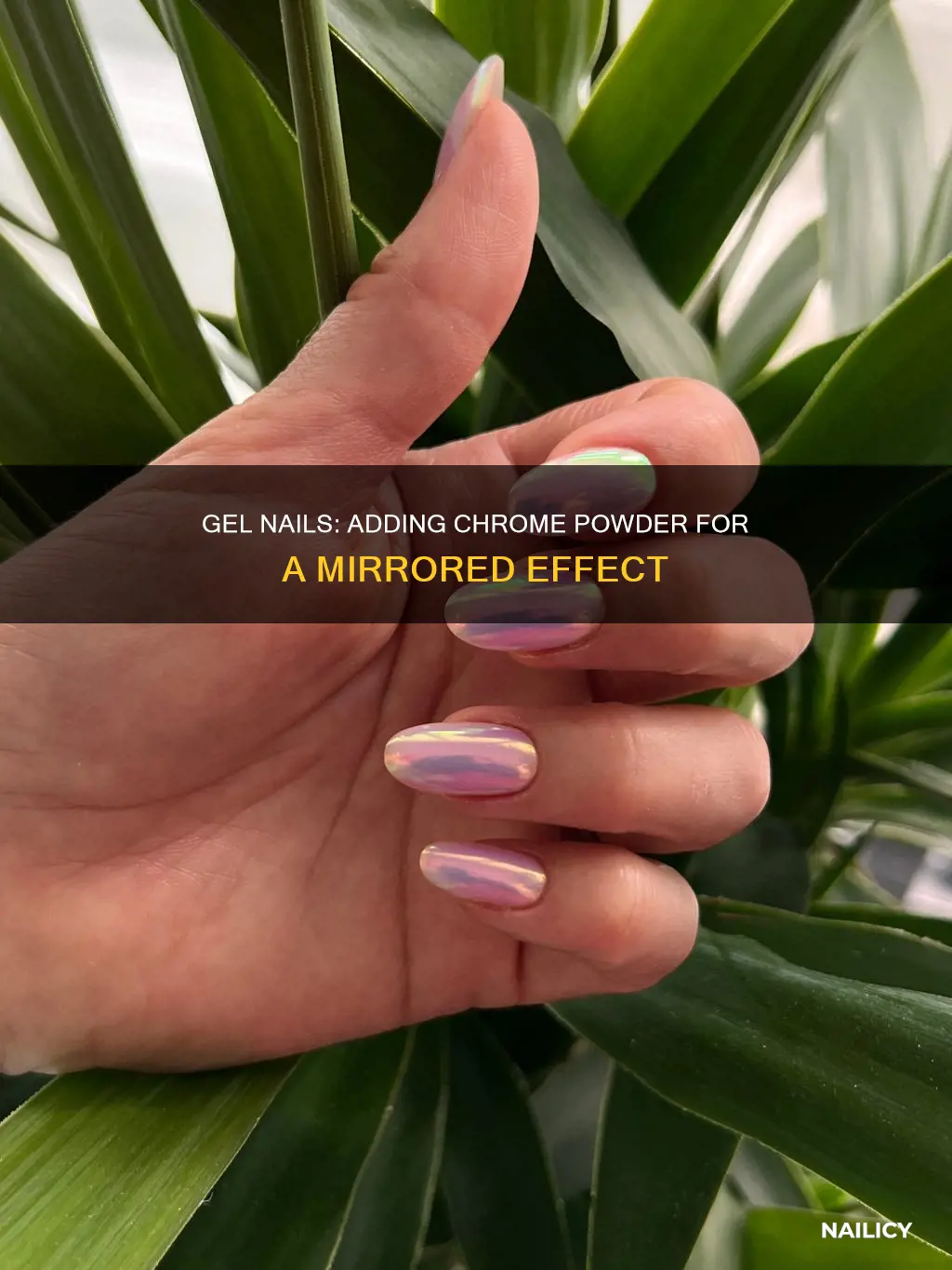 Gel Nails: Adding Chrome Powder For A Mirrored Effect | Nailicy