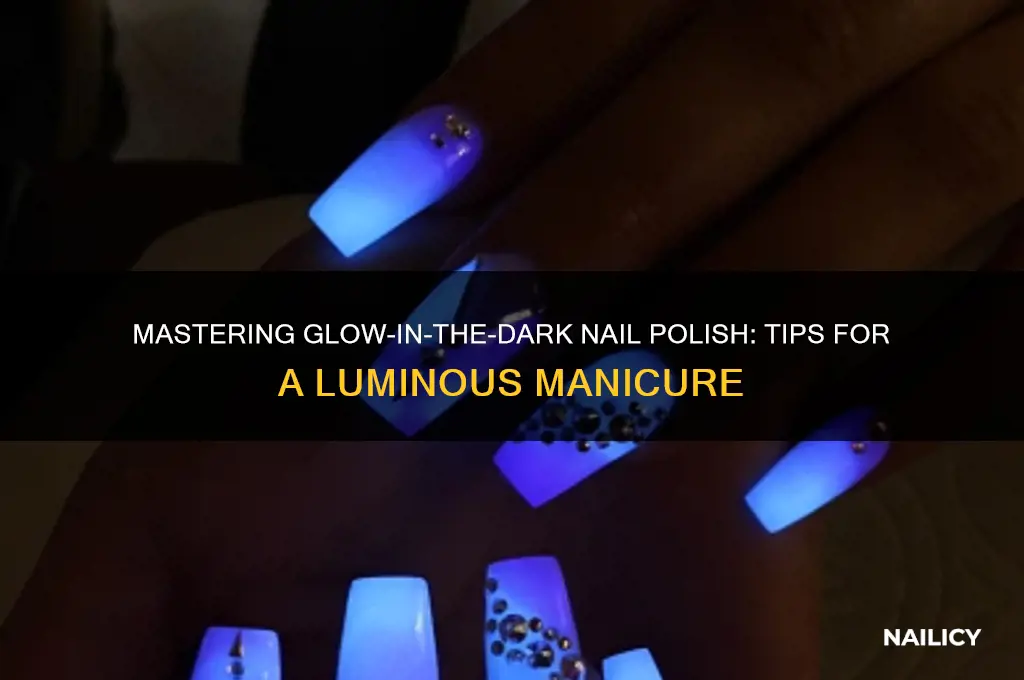 Mastering Glow-In-The-Dark Nail Polish: Tips For A Luminous Manicure ...